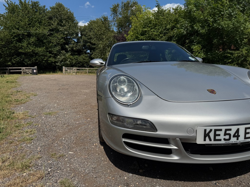 2004/54 Porsche 911 (997) Carrera 2 Tiptronic S Coupe SOLD